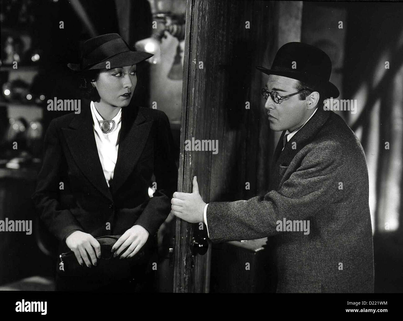 Mr. Moto Und Der Kronleuchter Mr. Moto - Mysterious Mr. Moto Karen ...