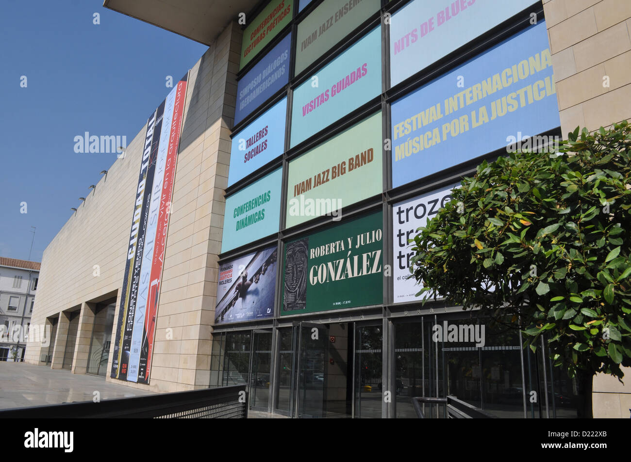 Institut valencia d'art modern hi-res stock photography and images - Alamy