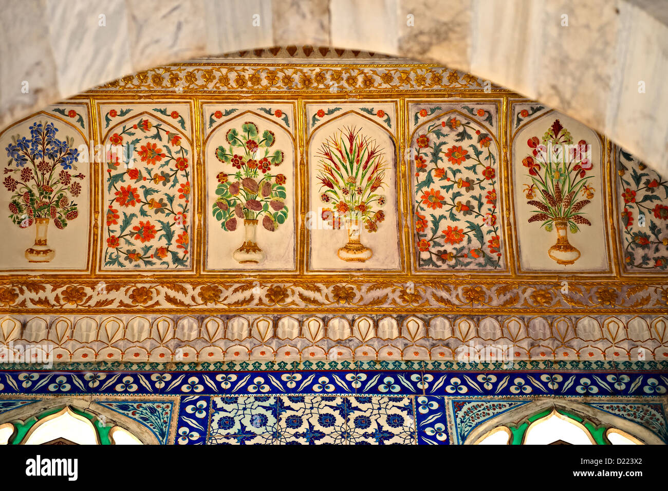 Topkapi palace library hi-res stock photography and images - Alamy