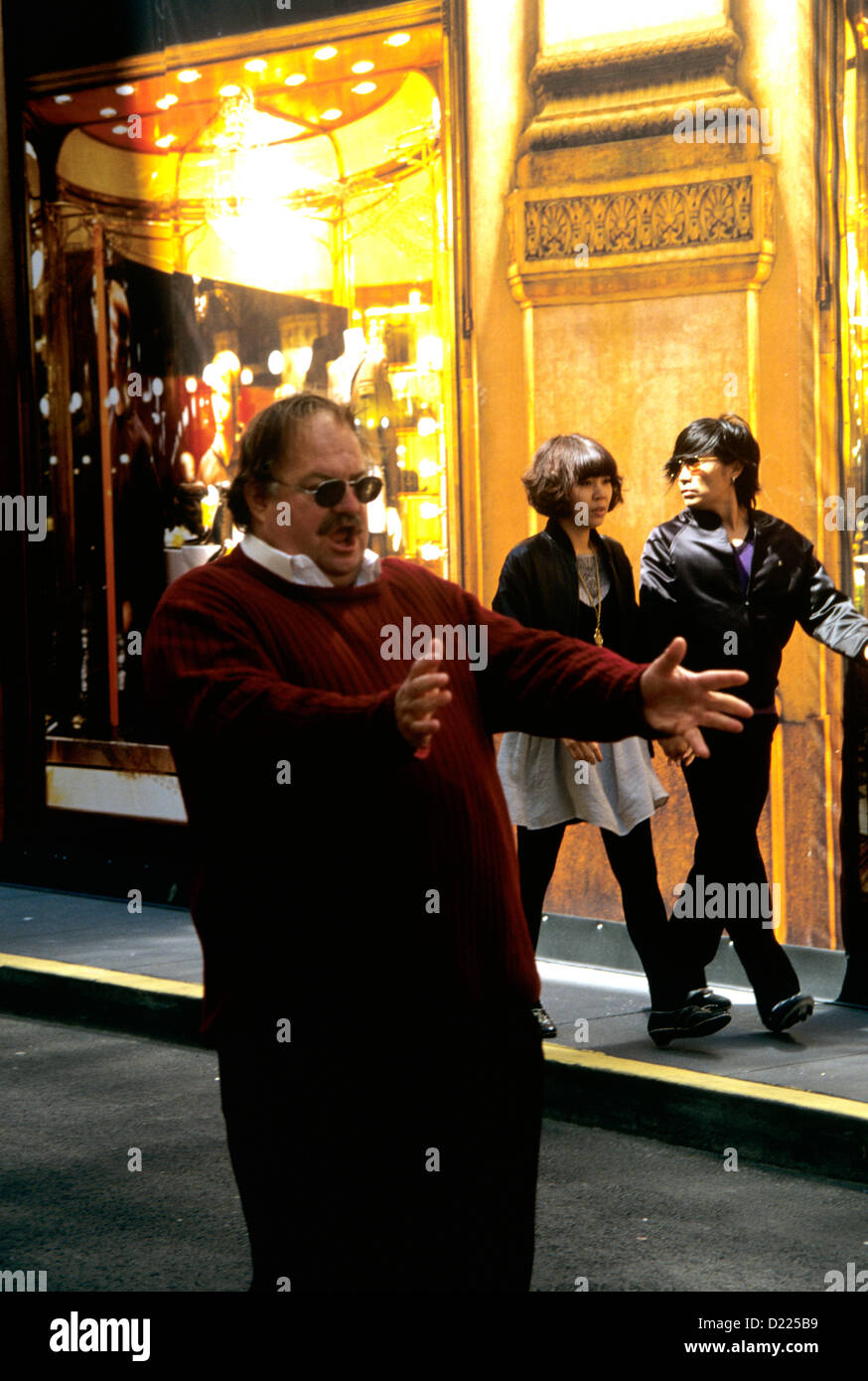 Male opera singer hi-res stock photography and images - Alamy