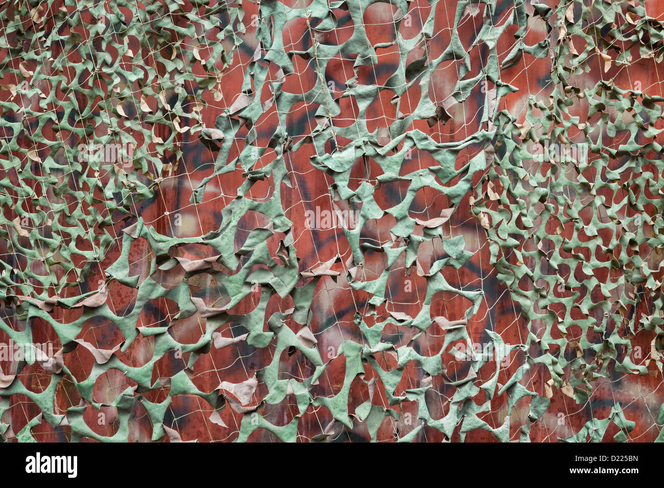 Camouflage Netting over metal crate, Oregon Stock Photo - Alamy