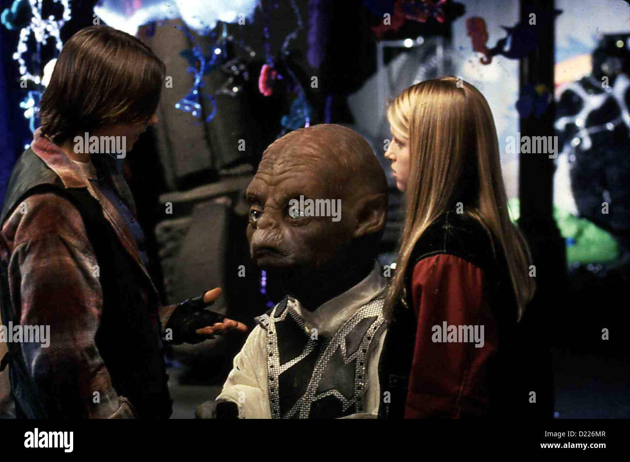 Mein Onkel Aus Dem Weltall My Uncle: Alien Josh Paddock, Haily Foster ...