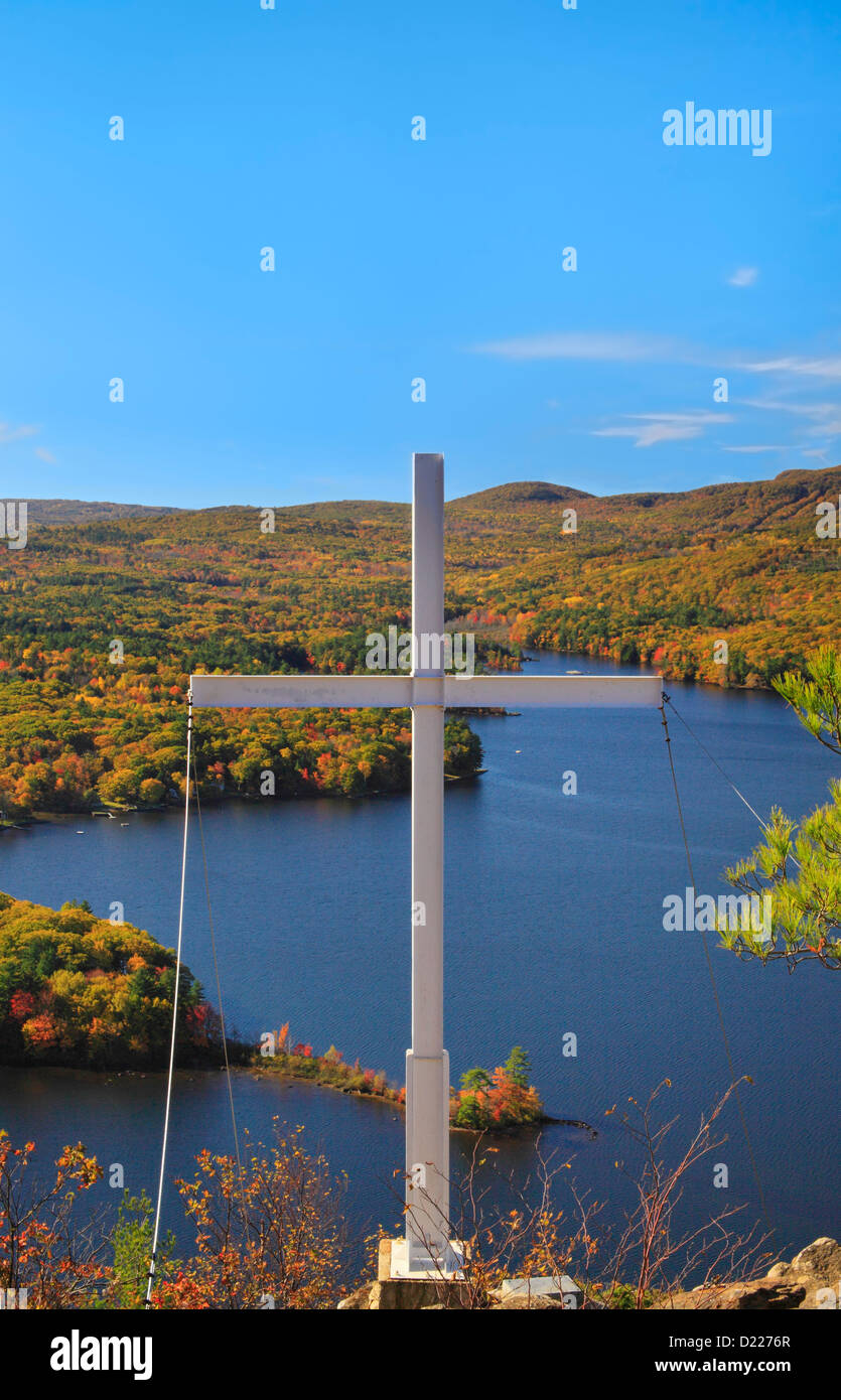Maiden Cliff, Megunticook Lake, Maiden Cliff Trail, Camden, Maine, USA ...