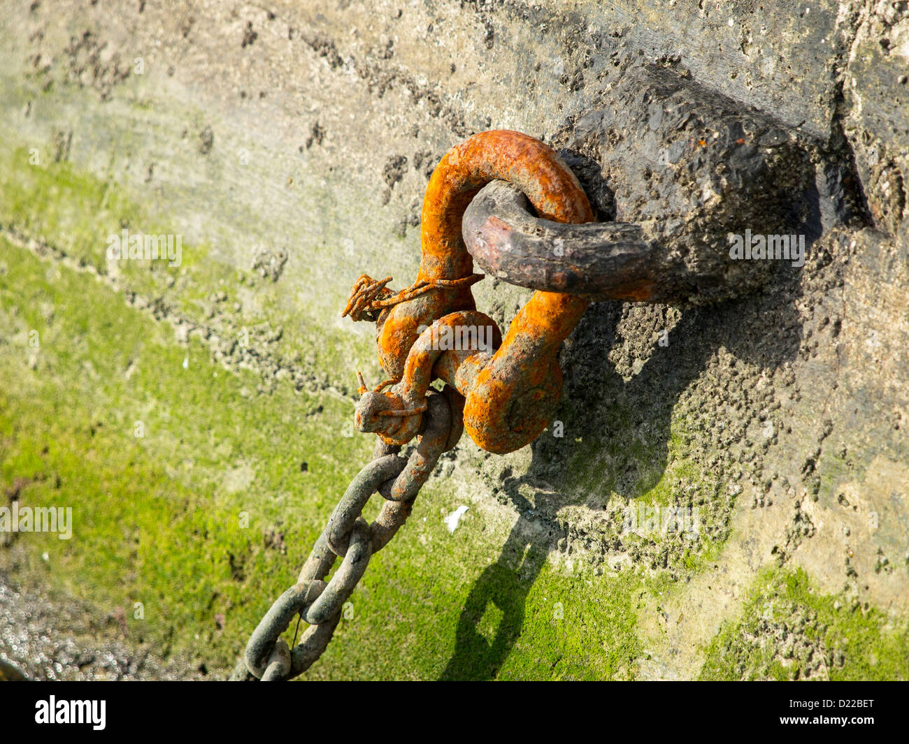 old rusty chain in the port Stock Photo - Alamy