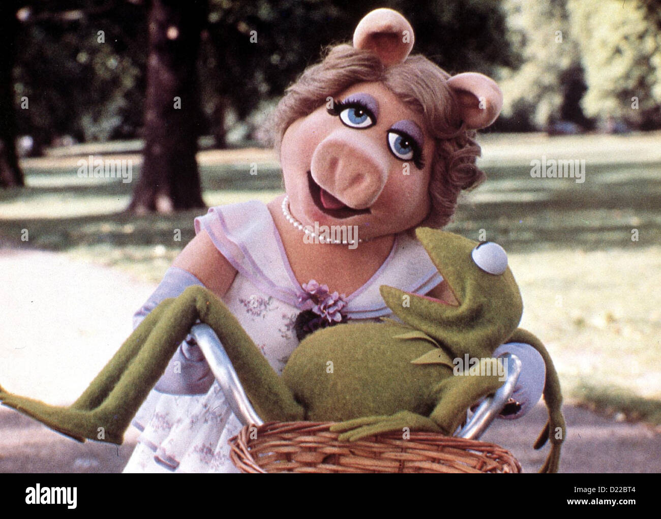 The muppet movie hi-res stock photography and images - Alamy