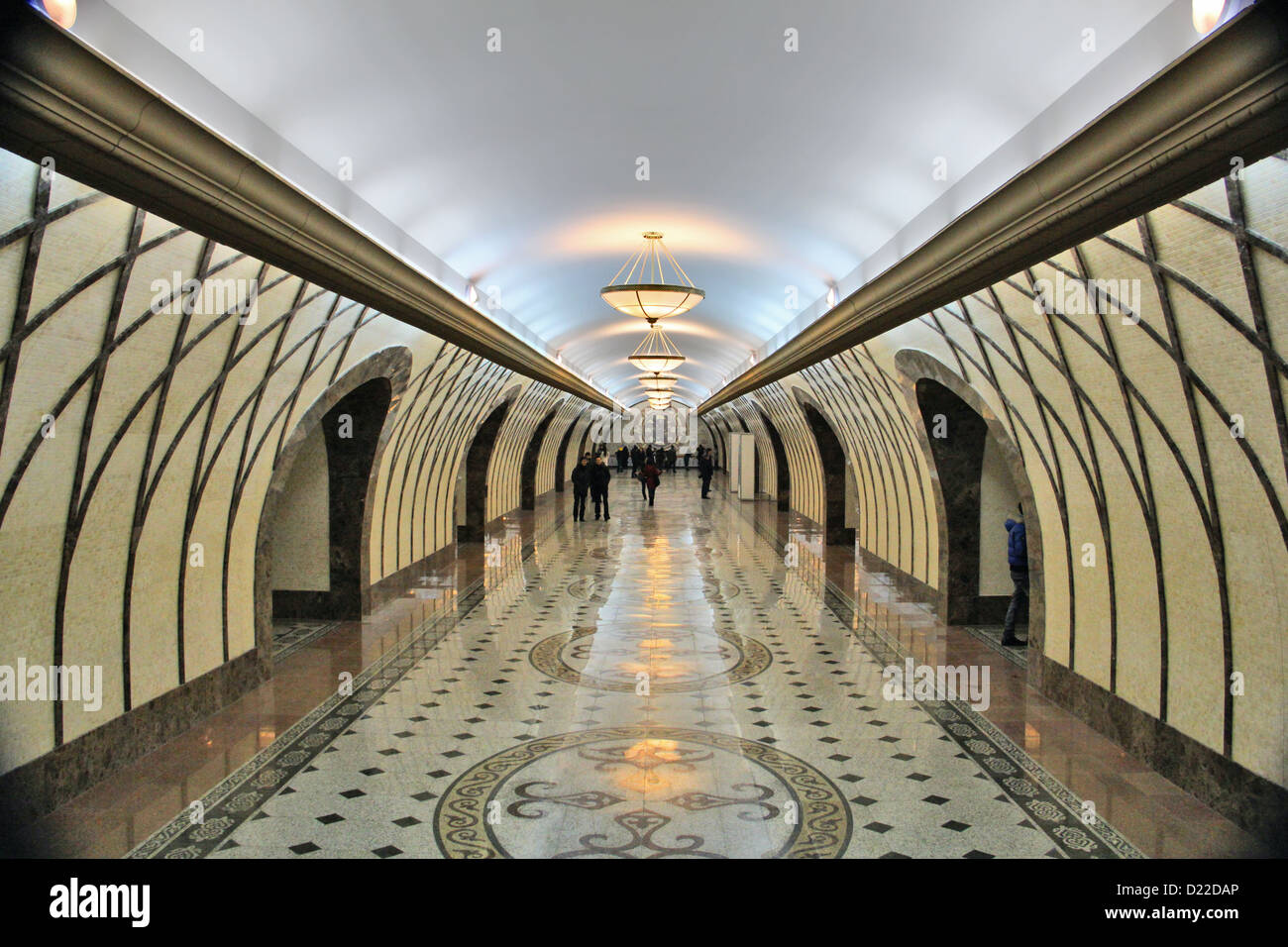 subway station interior Stock Photo - Alamy