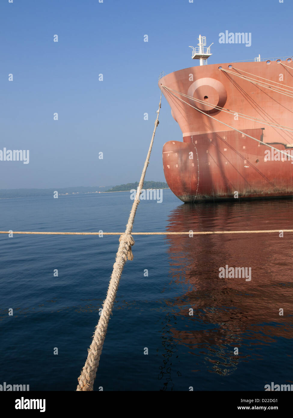 ropes on the new boat Stock Photo - Alamy