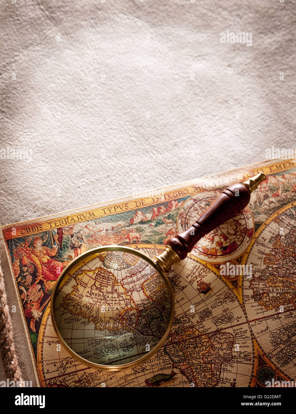 Magnifying glass hi-res stock photography and images - Alamy