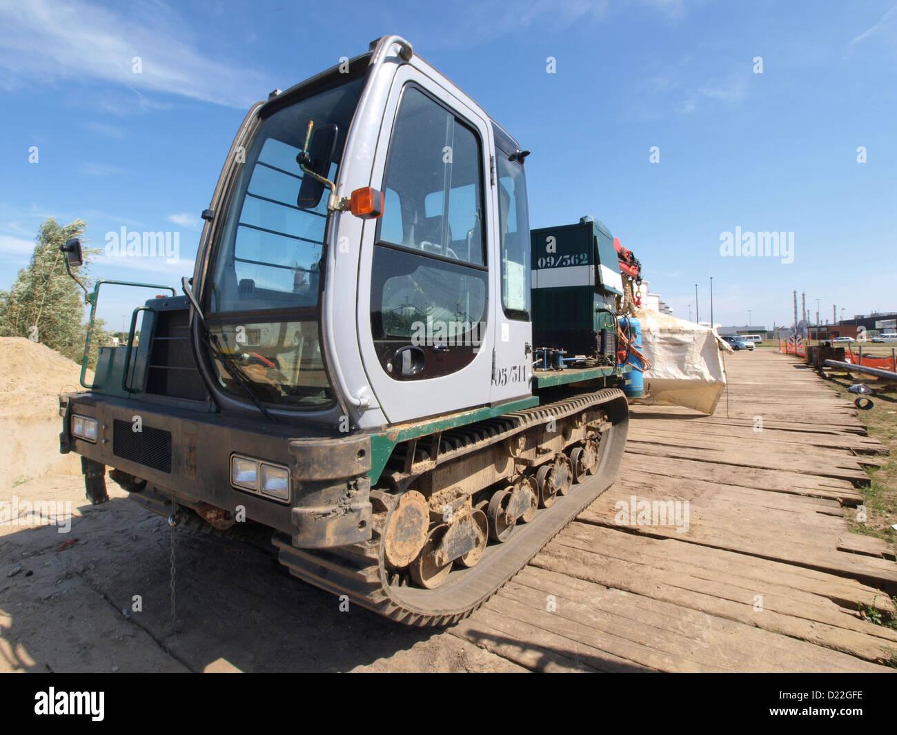The Denys 05-311 is a tracked construction vehicle designed for heavy ...