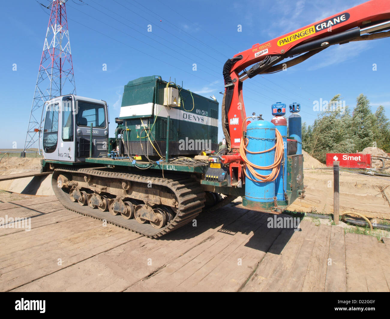 The Denys 05-311 is a tracked construction vehicle used in heavy-duty ...