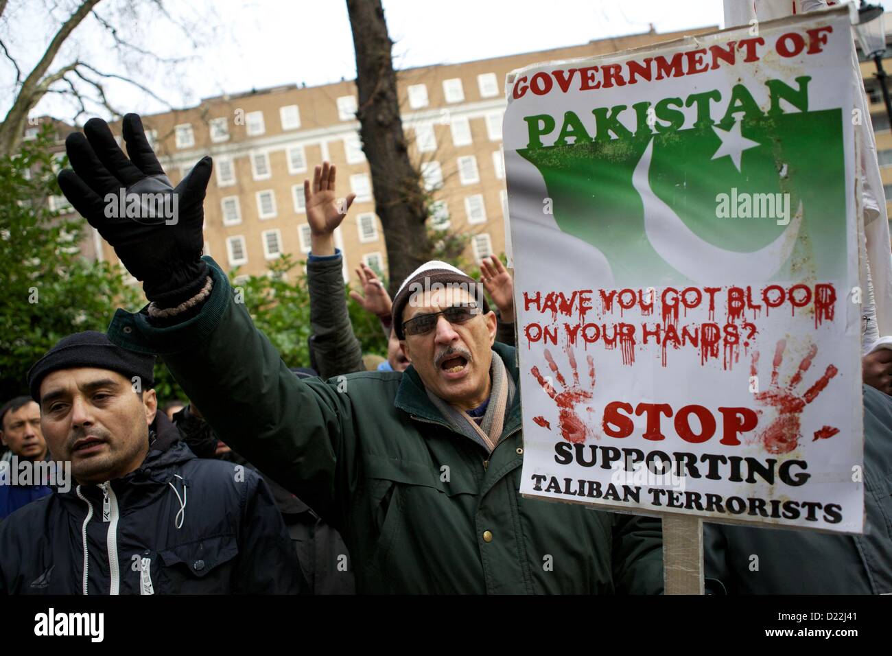Pakistani community in london hi-res stock photography and images - Alamy