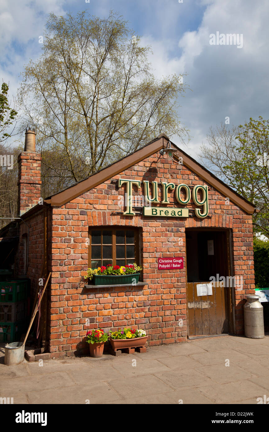 Derwen Bakehouse at the Welsh Folk Museum St Fagans, Cardiff, Wales ...