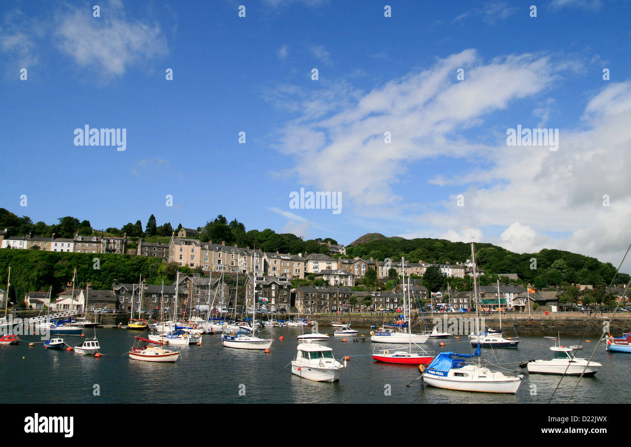 The harbour porthmadog hi-res stock photography and images - Alamy