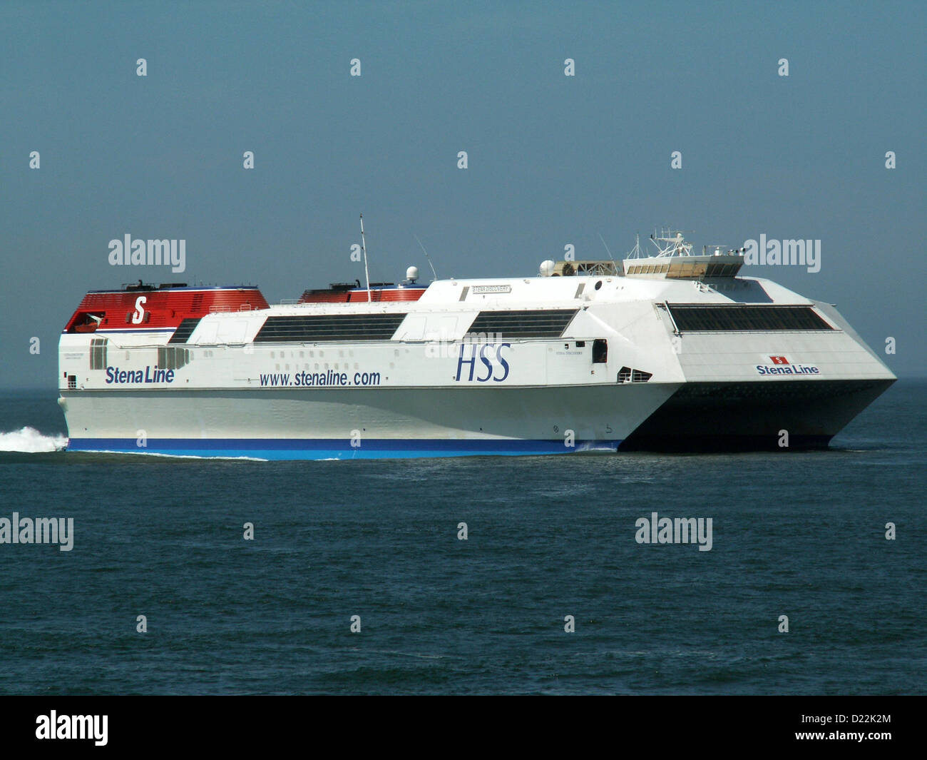 The HSS Stena Discovery is a high-speed ferry designed for fast ...