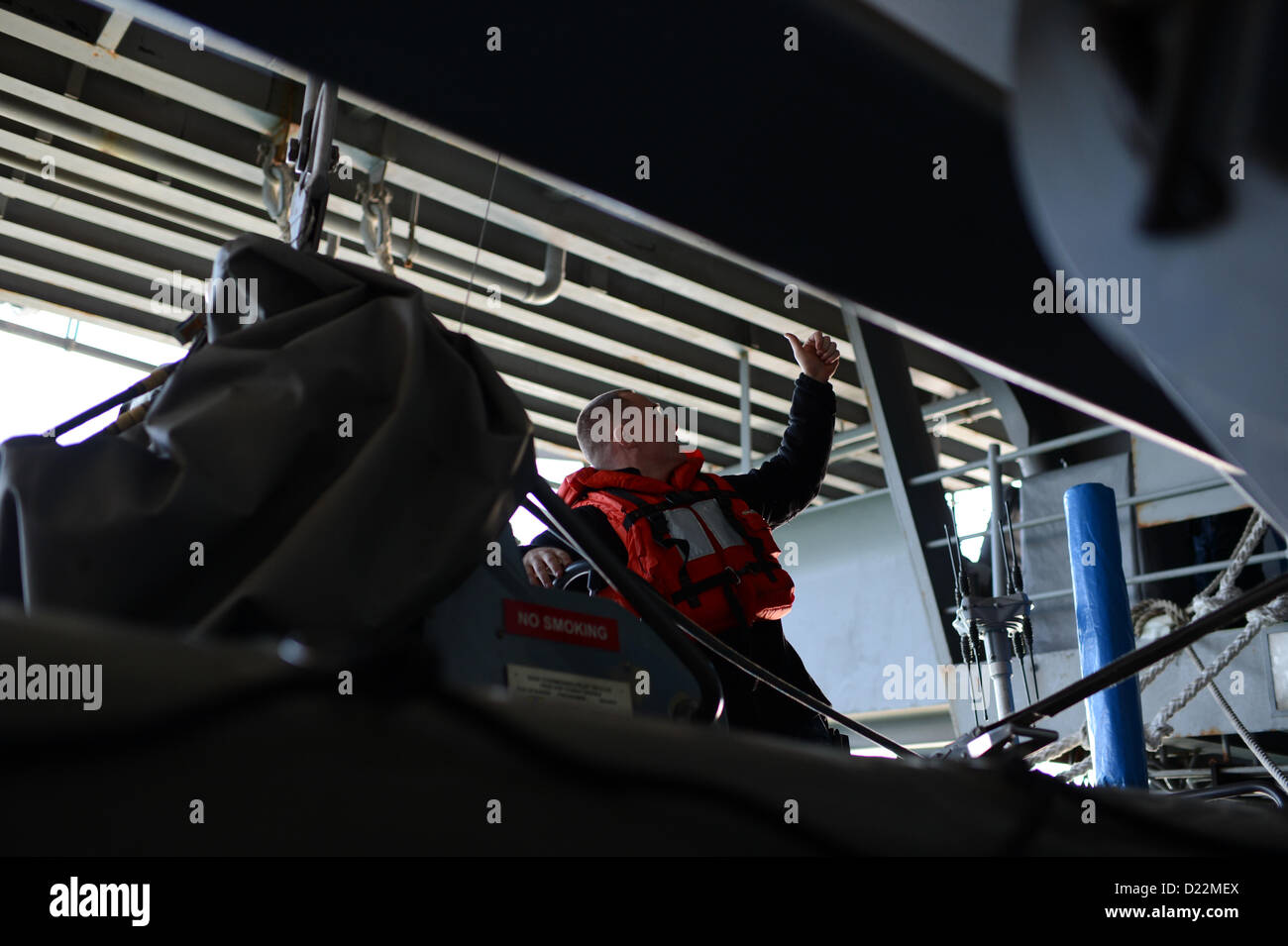 Boatswains mate 2nd class hi-res stock photography and images - Alamy