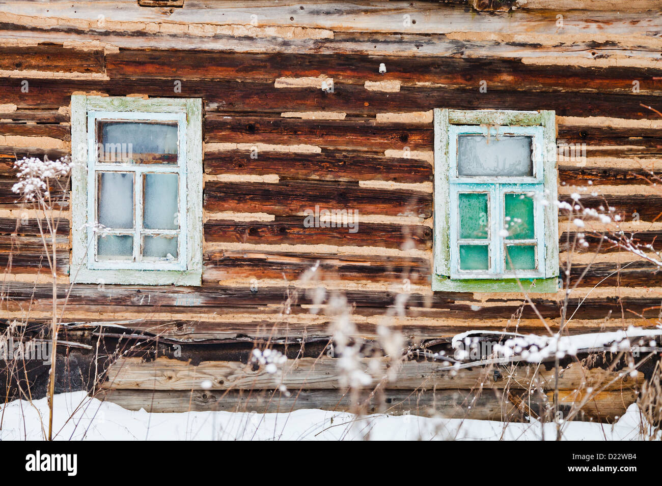 old timbered wall of rustic house in winter Stock Photo - Alamy