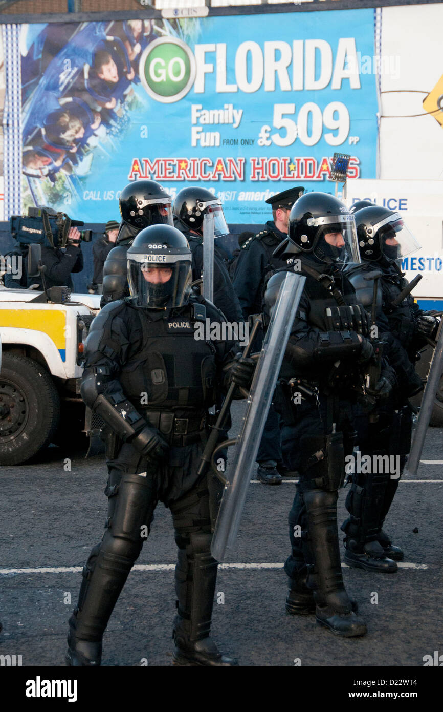 Police baton charge hi-res stock photography and images - Alamy