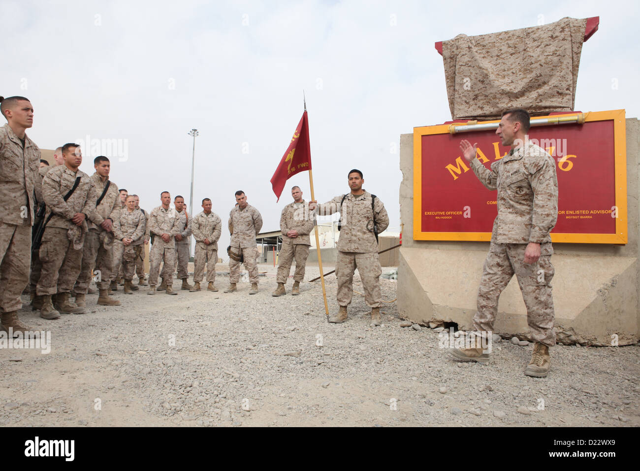 Marine aviation logistics mals 16 hi-res stock photography and images ...