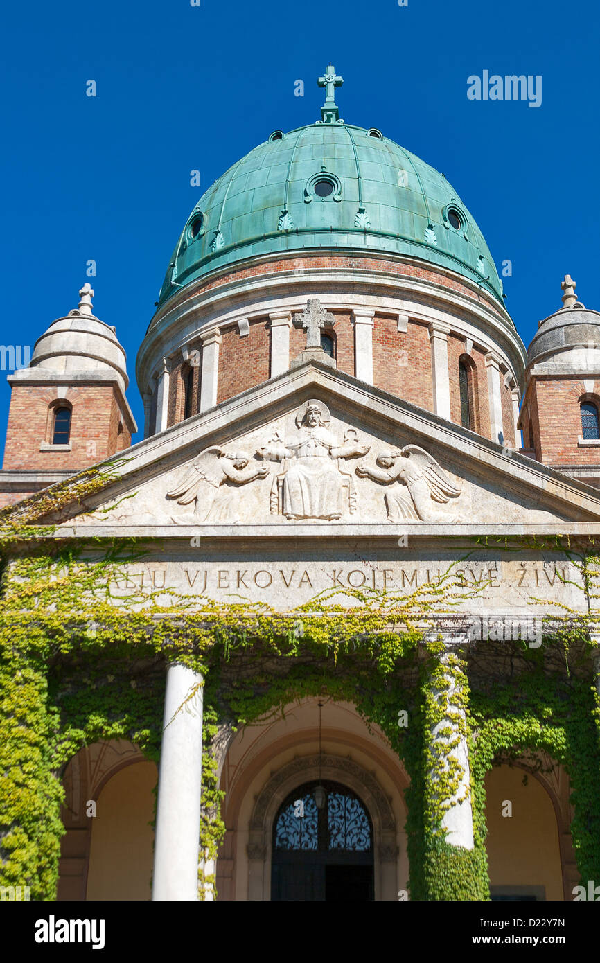 Famous cemetery Mirogoj in Zagreb, Croatia Stock Photo - Alamy