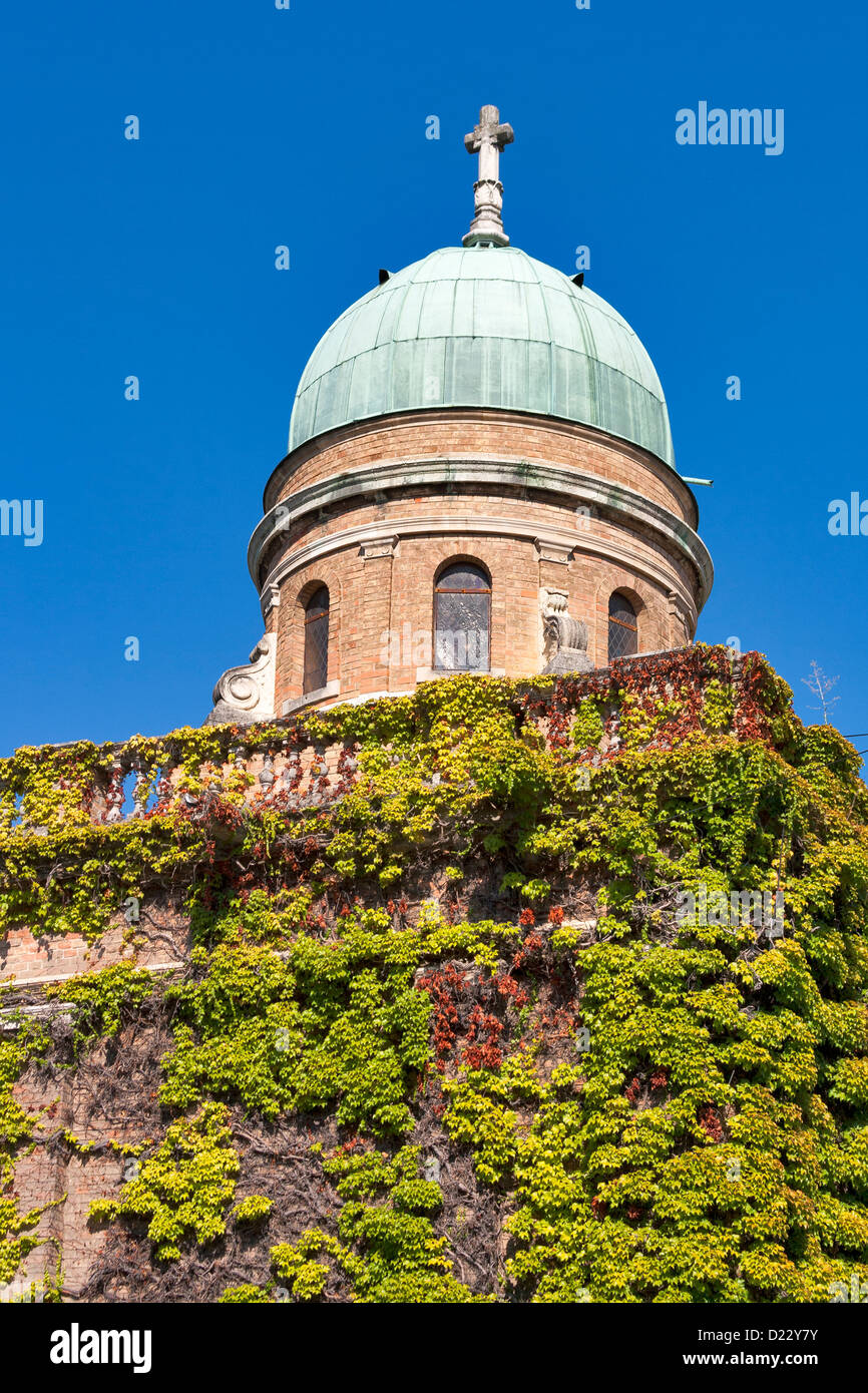 Mirogoj cemetery in zagreb croatia hi-res stock photography and images ...
