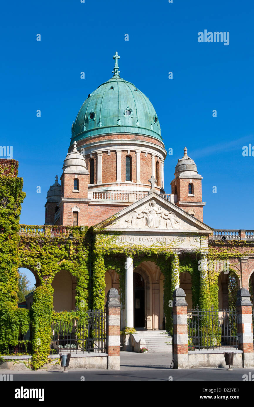 Famous cemetery Mirogoj in Zagreb, Croatia Stock Photo - Alamy