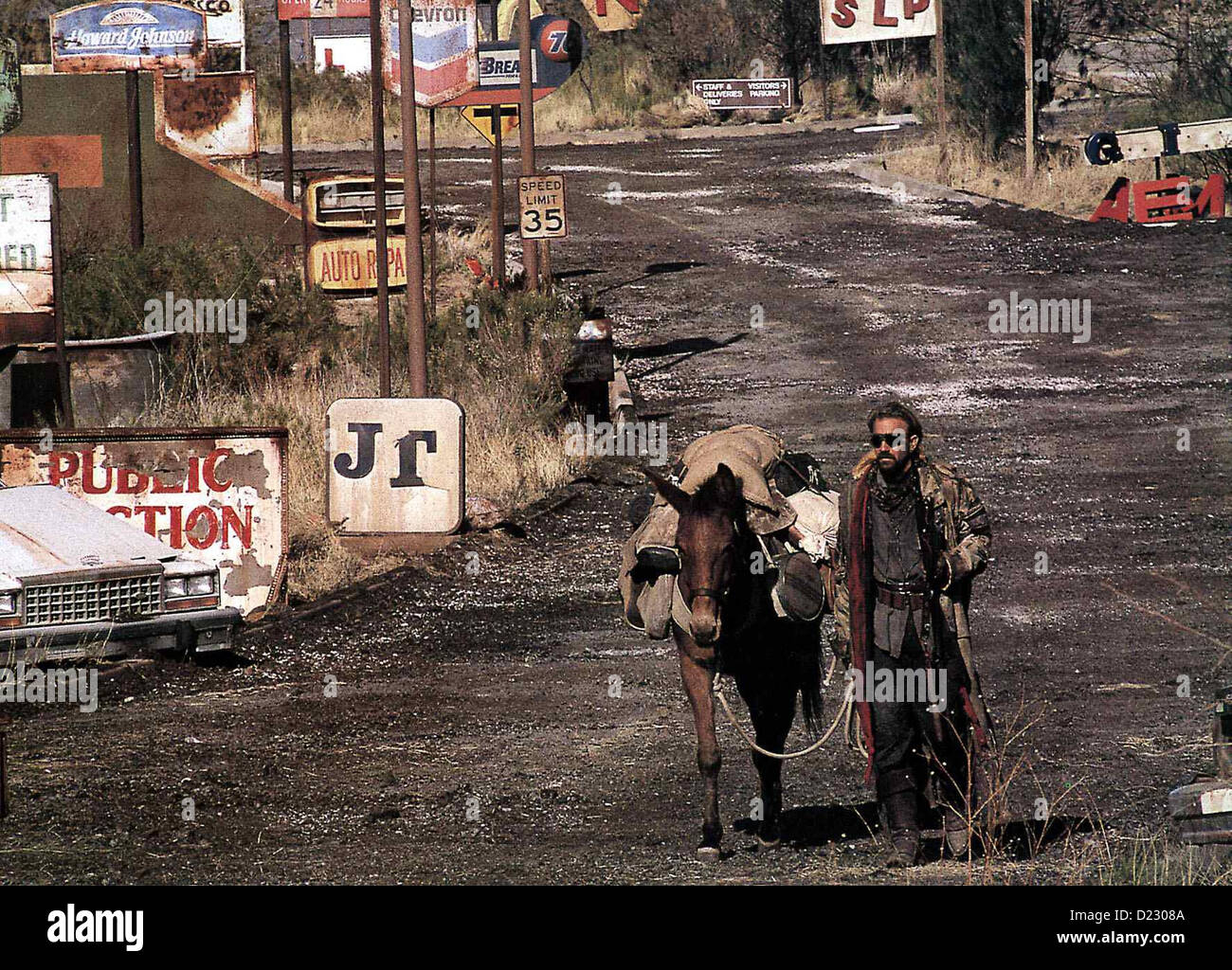 Postman Postman, The Kevin Costner *** Local Caption *** 1997 Stock ...