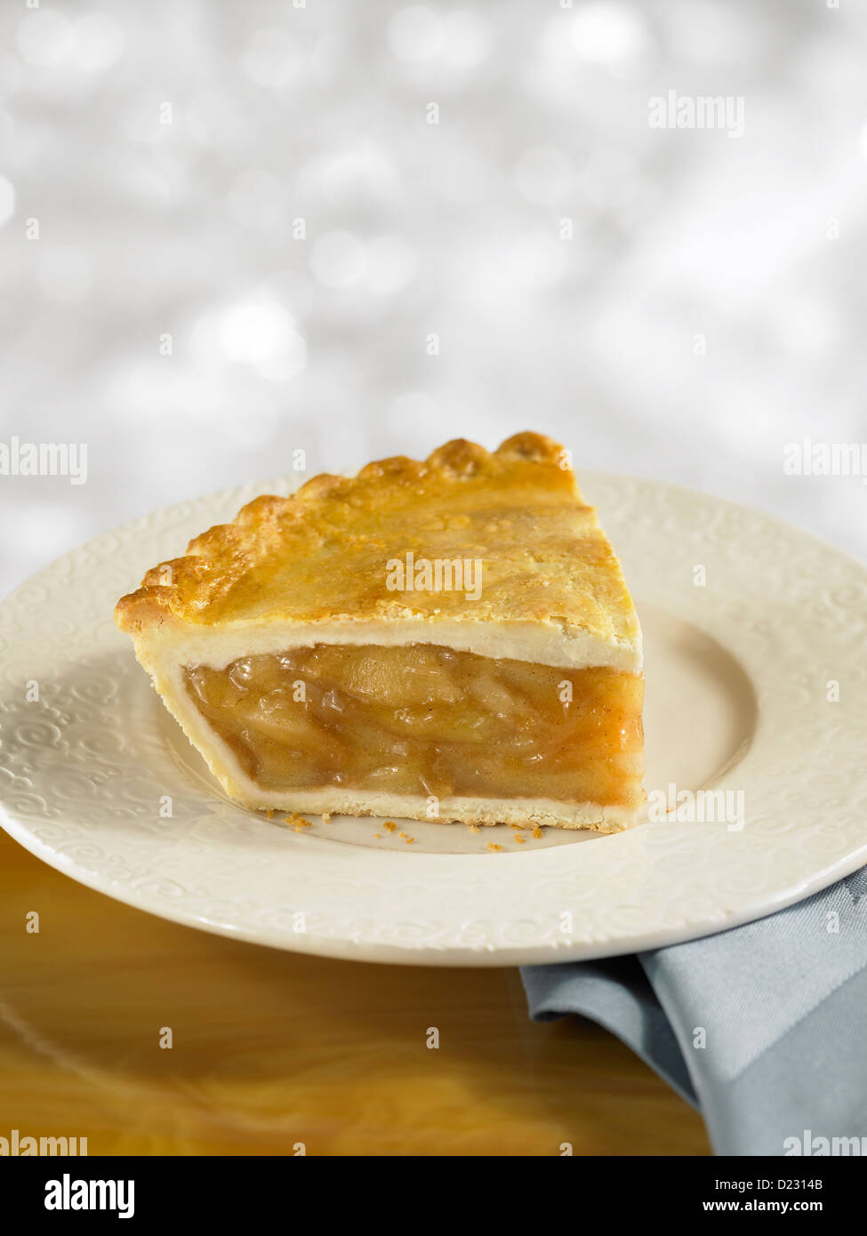 Apple pie slice Stock Photo - Alamy