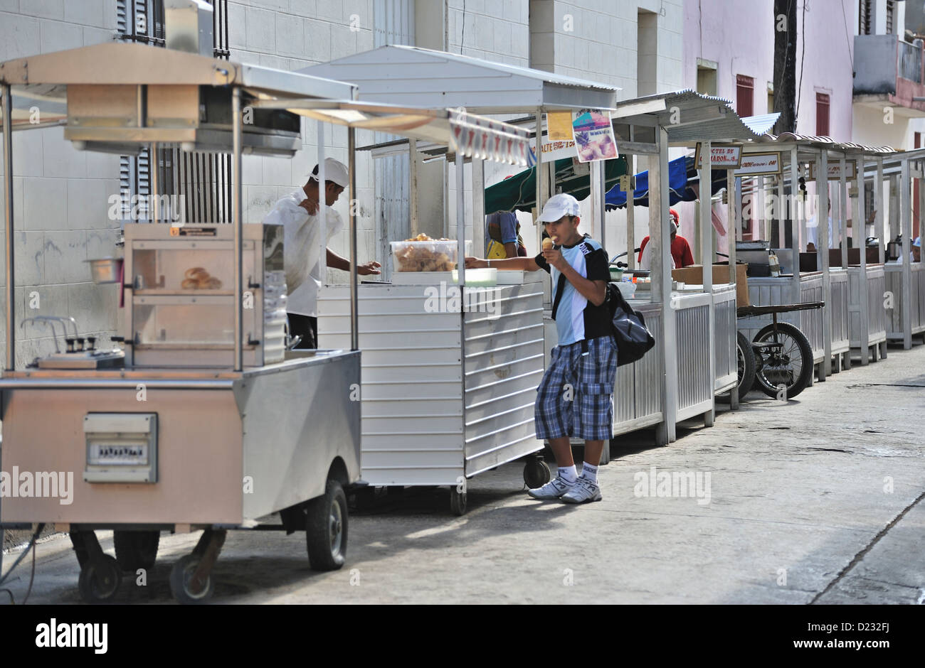 Street market, Bayamo, Cuba Stock Photo - Alamy