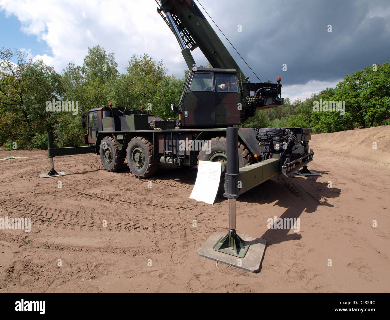 Liebherr fkm hoisting crane hi-res stock photography and images - Alamy