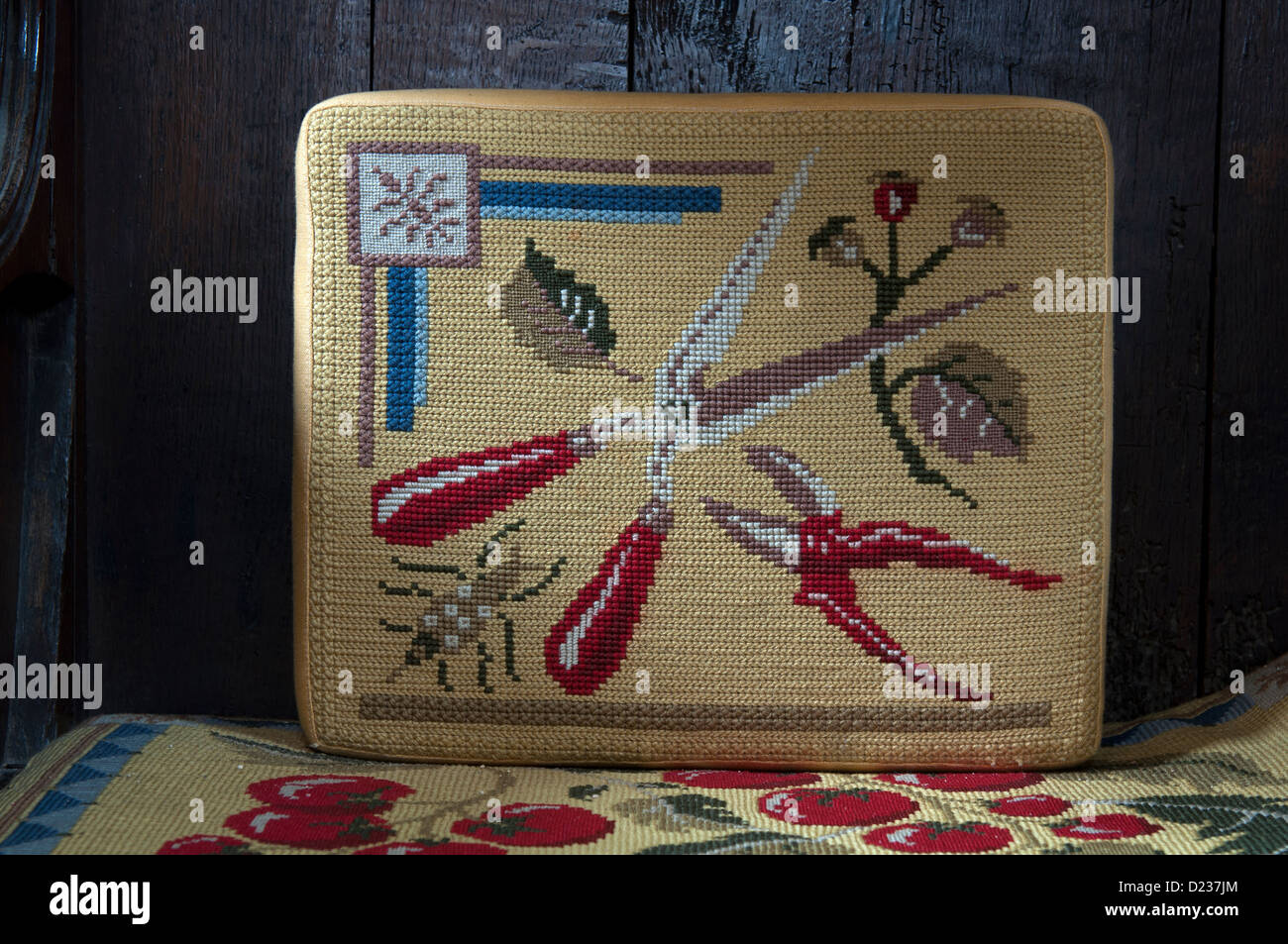 Hassock hi-res stock photography and images - Alamy