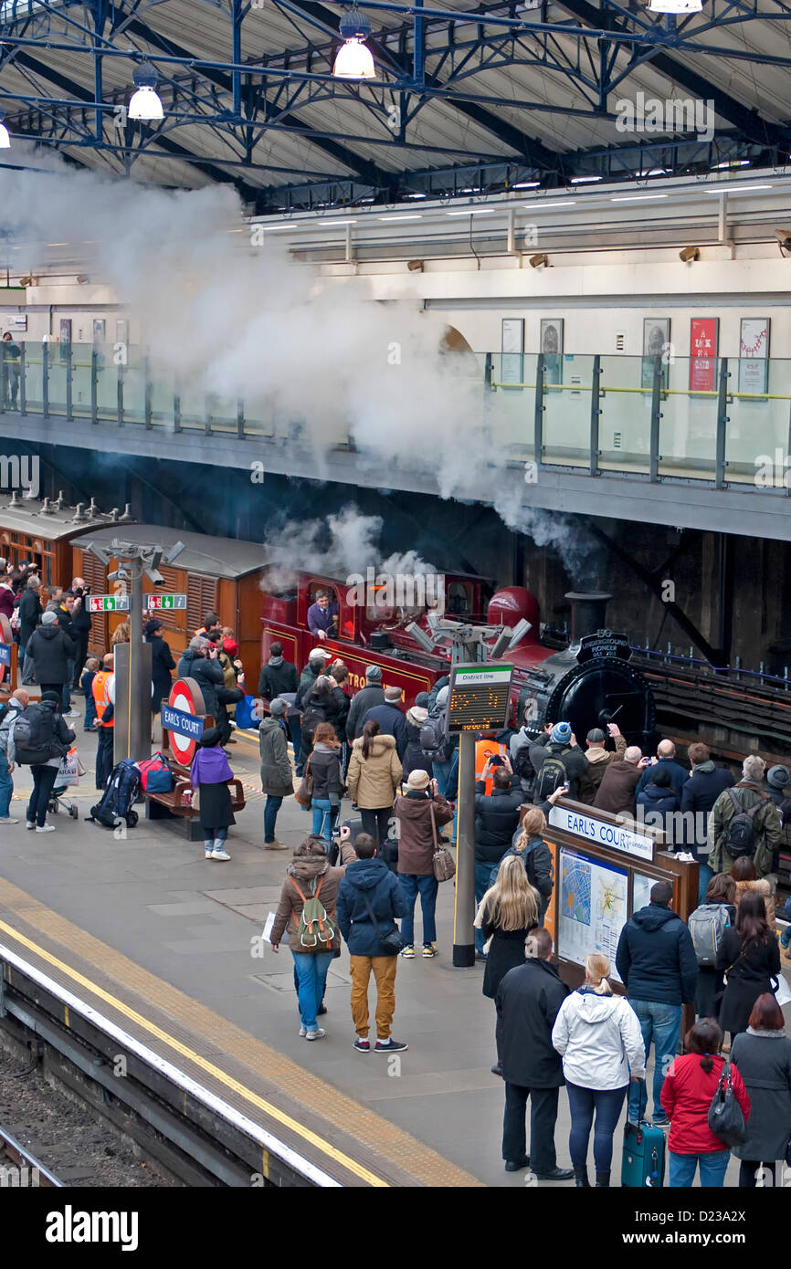 First London Underground High Resolution Stock Photography and Images ...