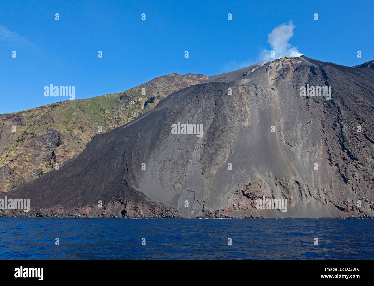 Vulkane volcano hi-res stock photography and images - Alamy