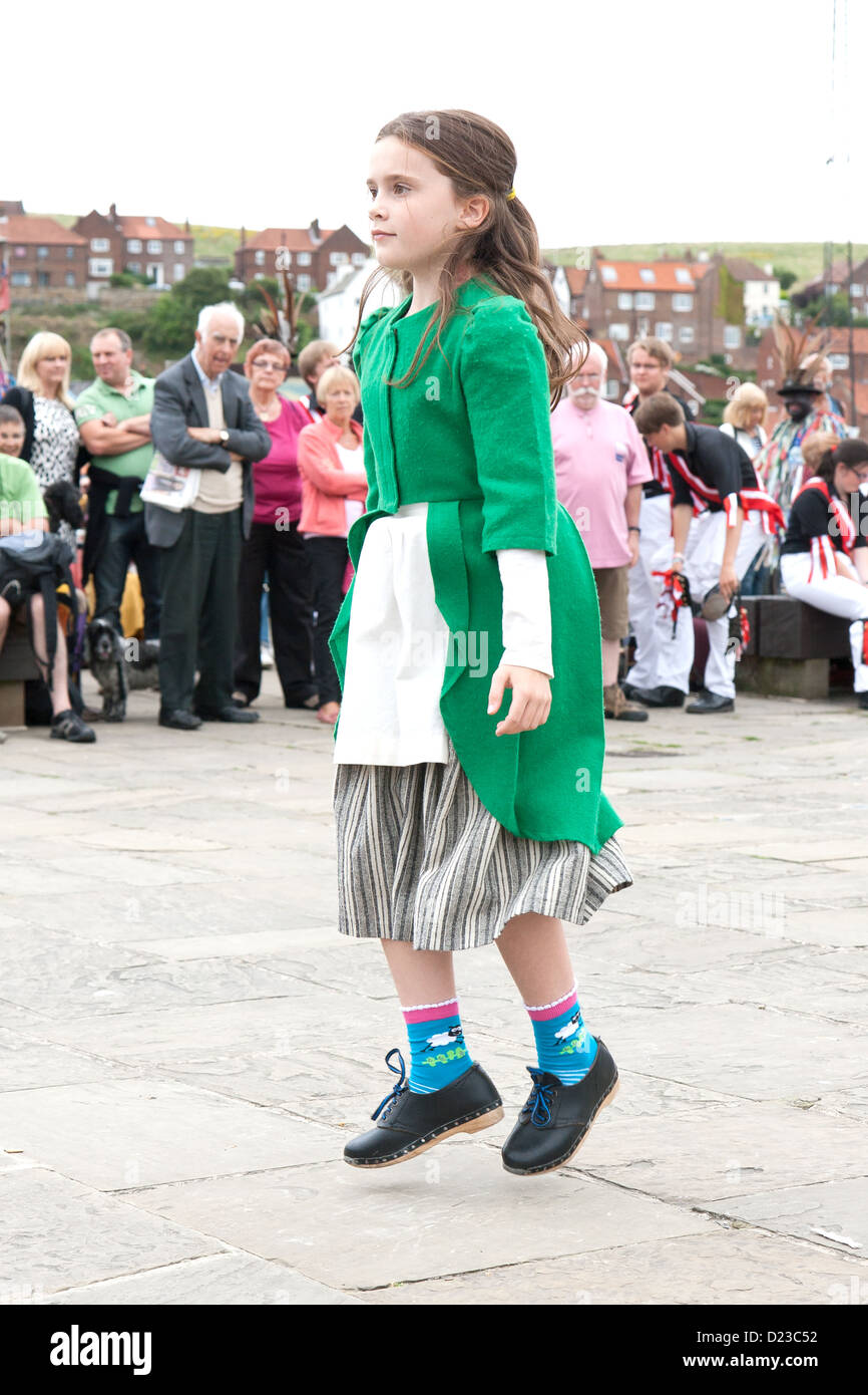 Welsh traditional dress hi-res stock photography and images - Alamy