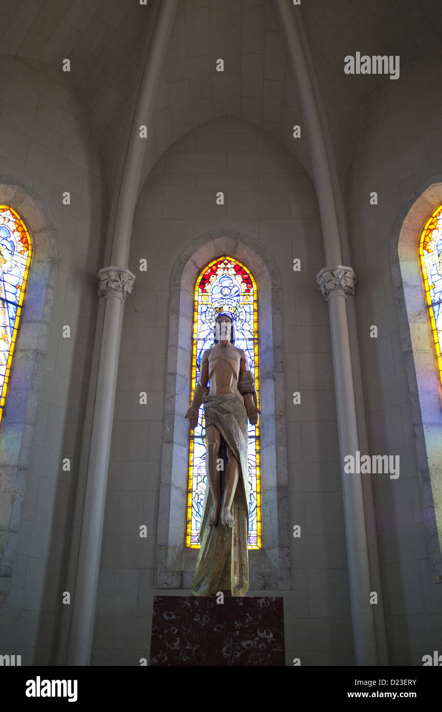 Christ statue barcelona hi-res stock photography and images - Alamy