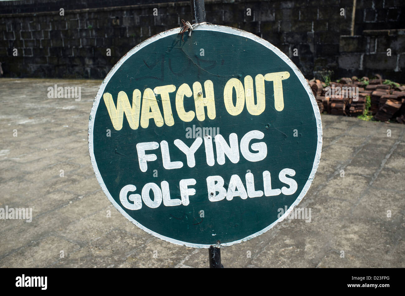 Warning sign danger flying golf hi-res stock photography and images - Alamy