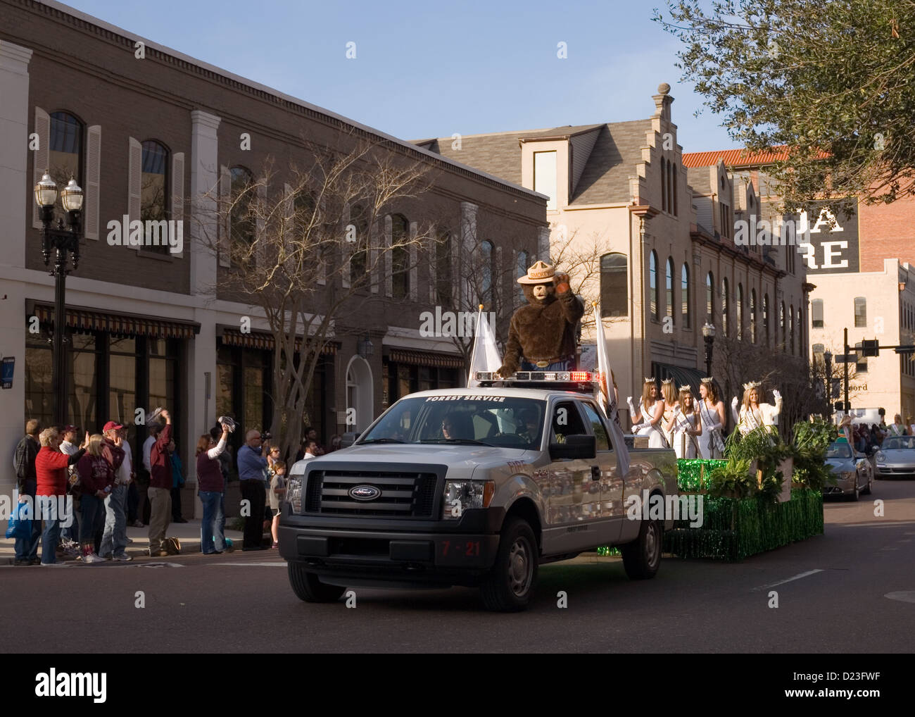Smokey the Bear - Forest Service Float in the 2013 Gator Bowl Parade in ...