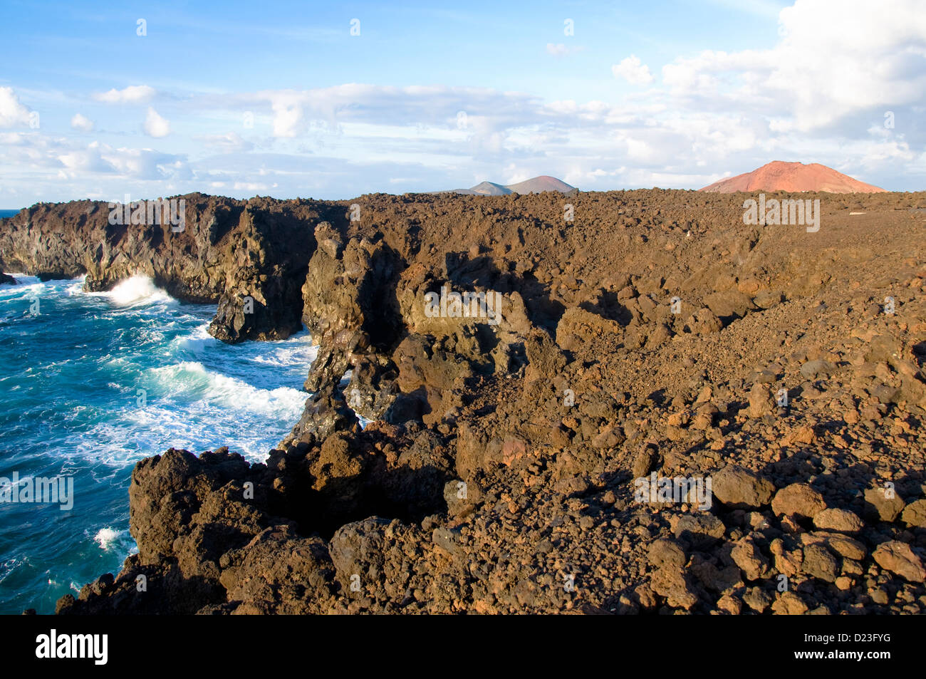 Lava cliffs hi-res stock photography and images - Alamy