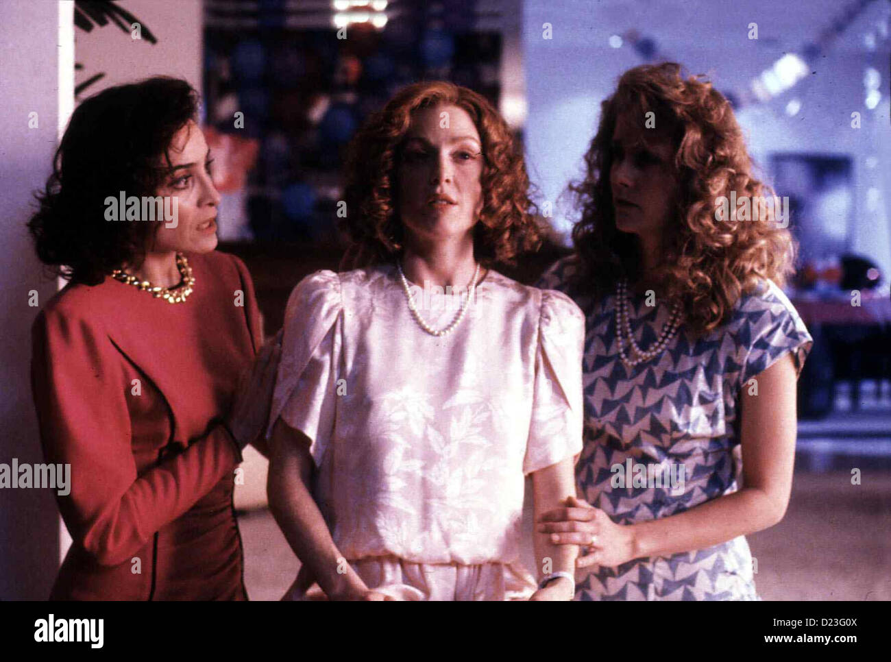 Safe Safe Ronnie Farer, Julianne Moore, Susan Norman Doch Carol Whites ...