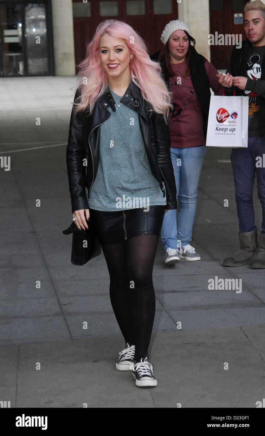 Radio pop hi-res stock photography and images - Alamy