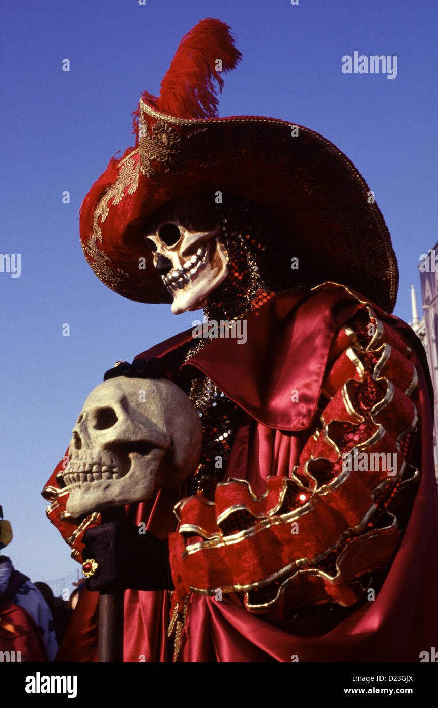 Phantom Of The Opera Skull Mask