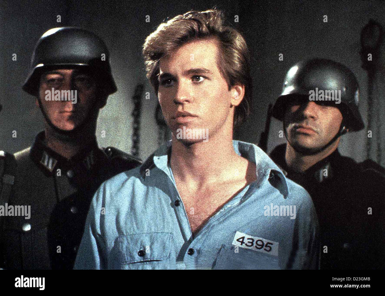 Top Secret Top Secret! Val Kilmer (m) Bald wird auch Nick (Val Kilmer ...