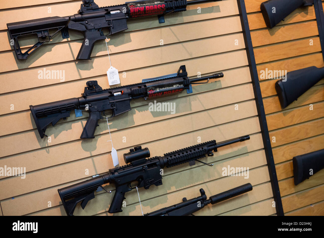 Usa assault rifle display hi-res stock photography and images - Alamy