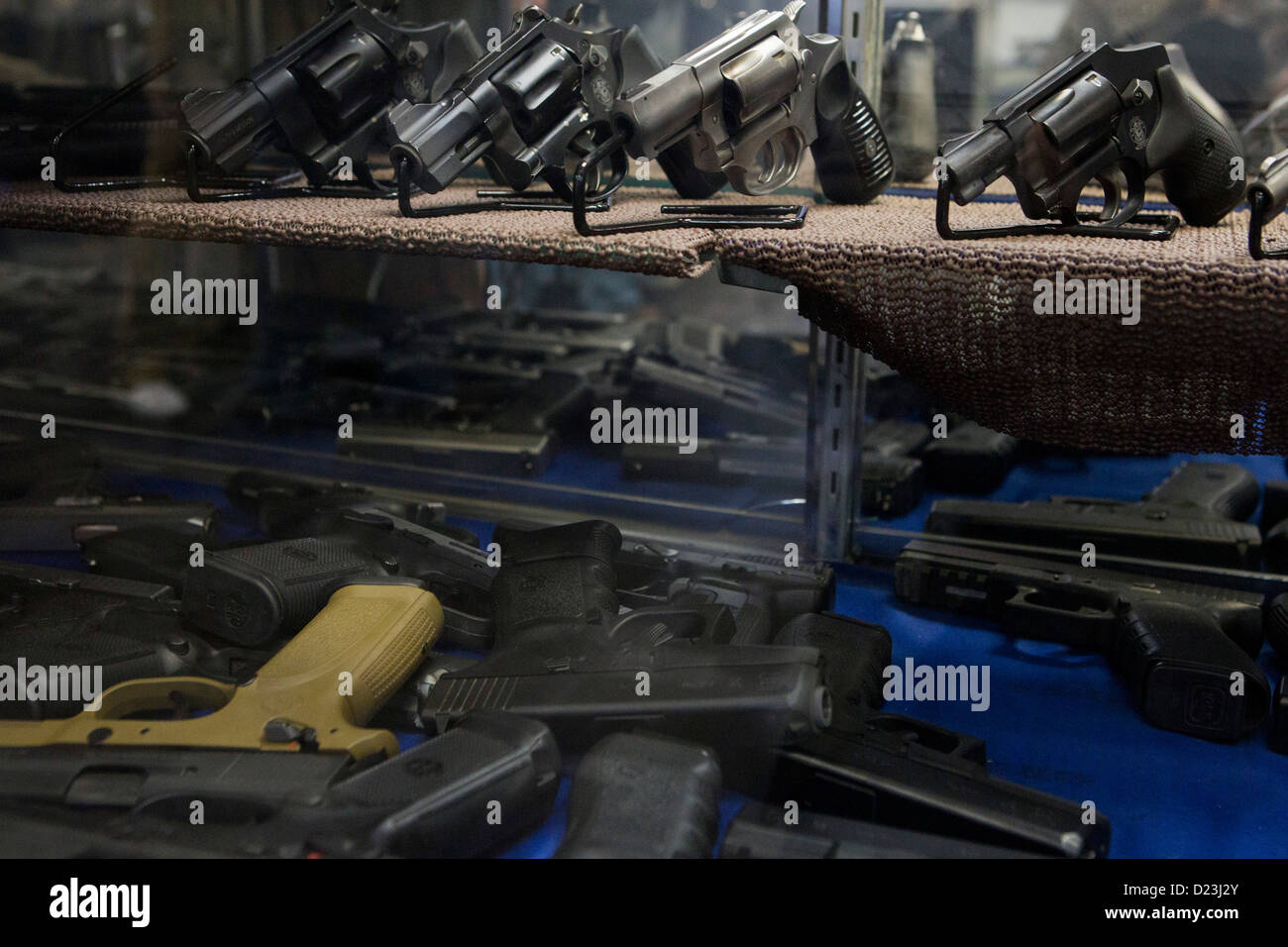 Handguns on display at a gun store Stock Photo - Alamy