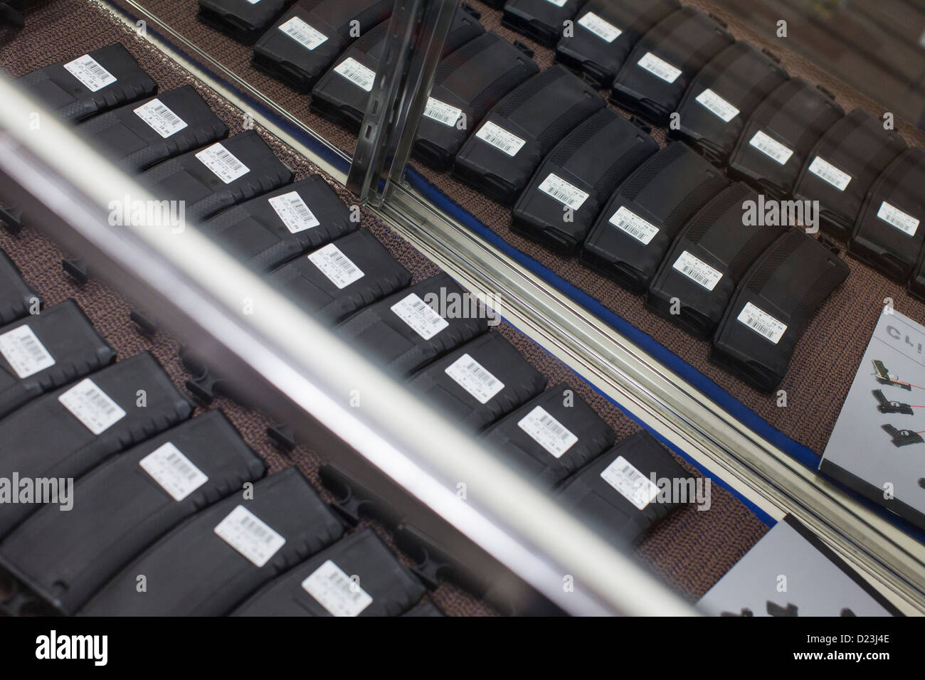 Usa assault rifle display hi-res stock photography and images - Alamy