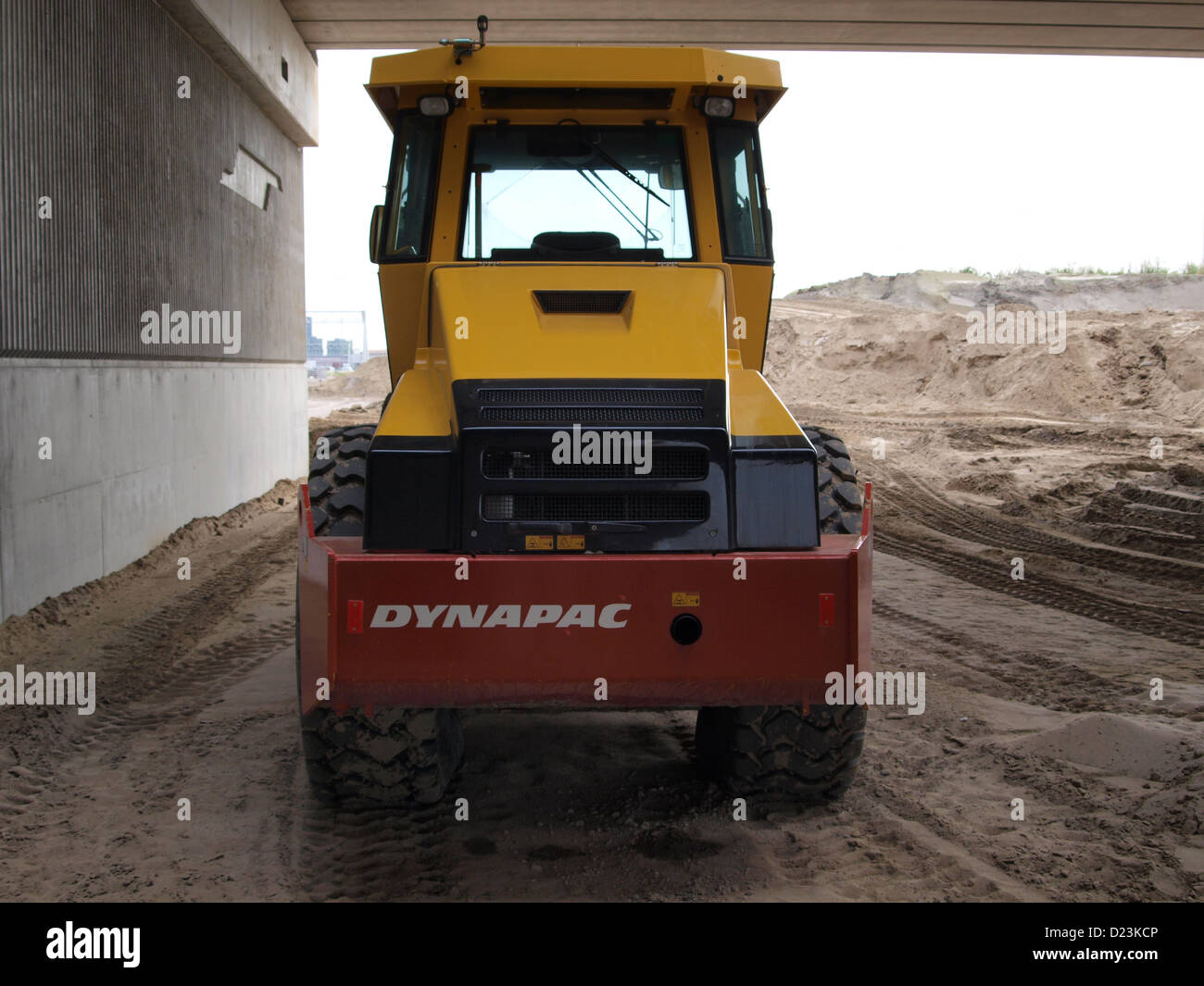 construction plant vehicles trucks Stock Photo - Alamy