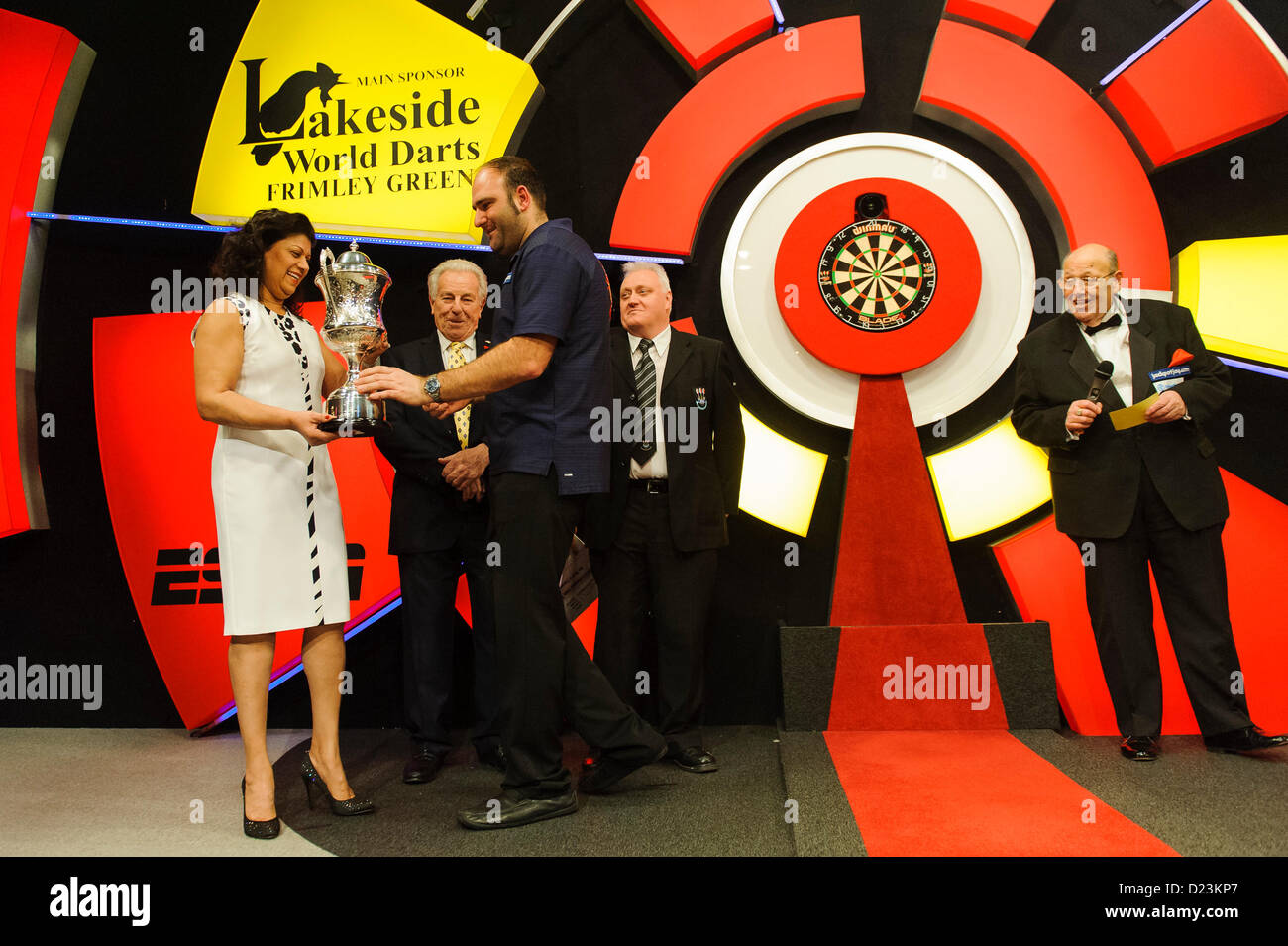 Darts world championship trophy hi-res stock photography and images - Alamy