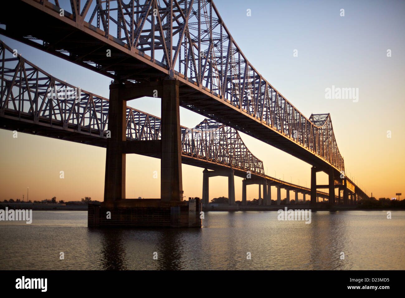 The Crescent City Connection bridge spans the Mississippi River at ...