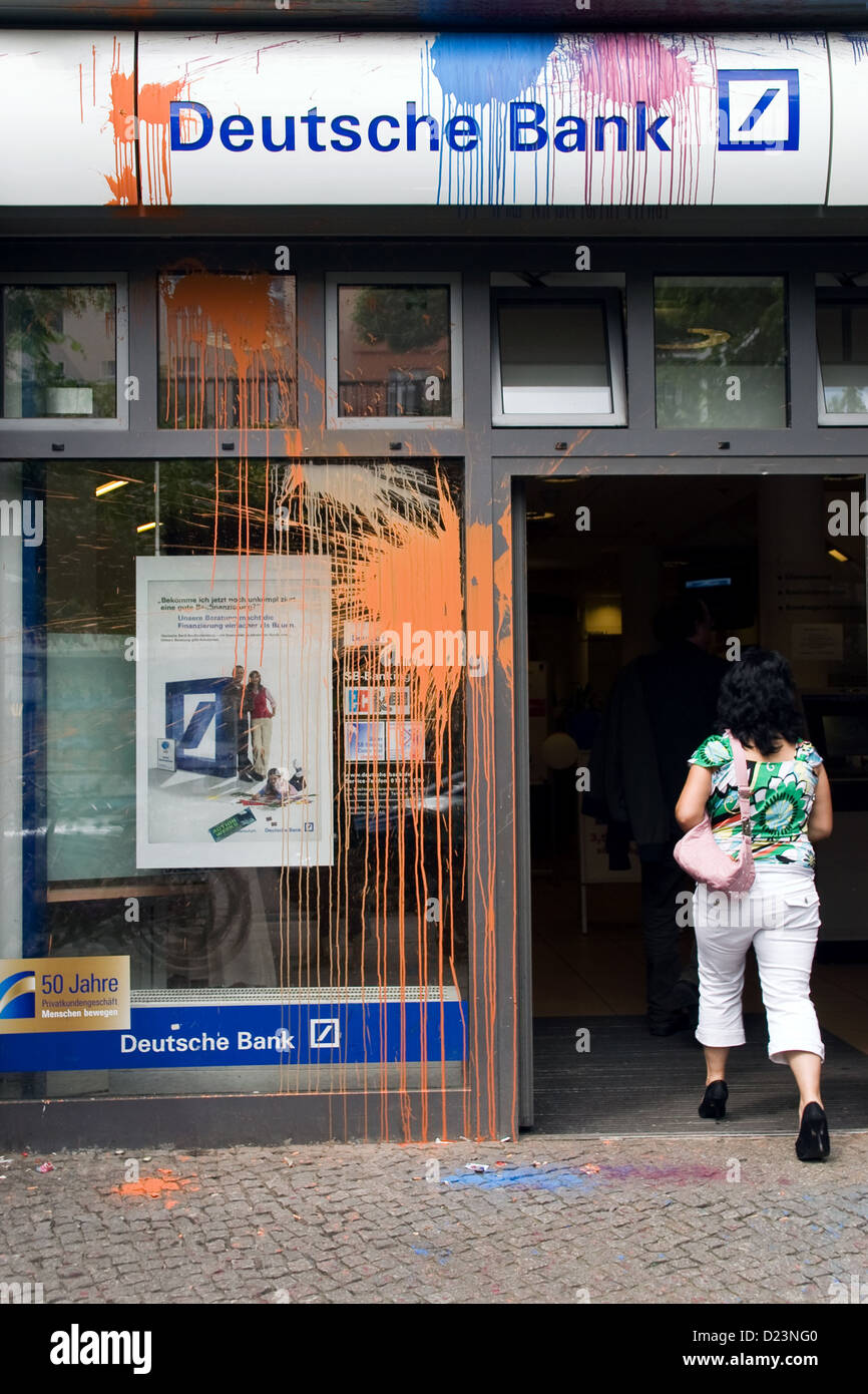 Bomb damage germany hi-res stock photography and images - Alamy