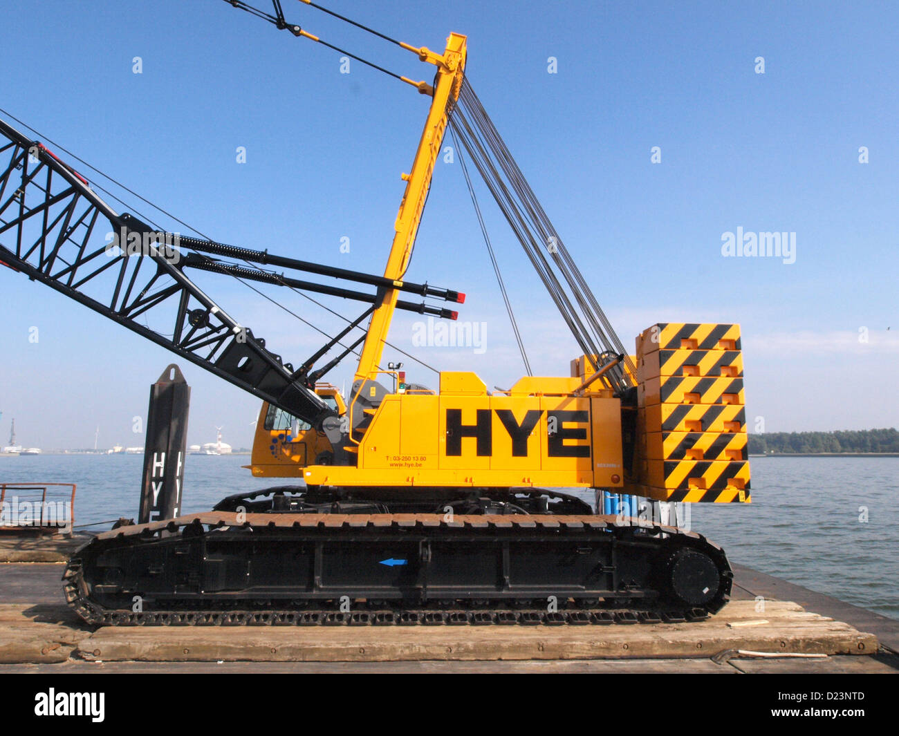 construction plant vehicles trucks Stock Photo - Alamy