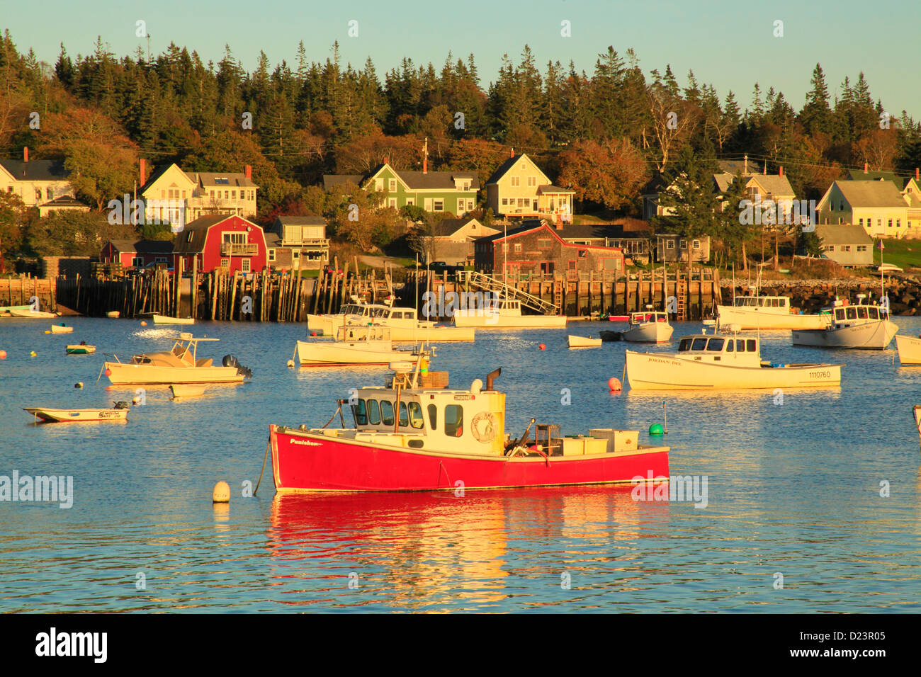 Carvers Harbor, Vinalhaven, Maine, USA Stock Photo - Alamy